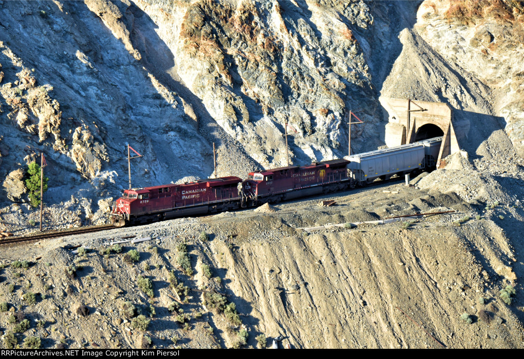 CP 8729 Emerging from Tunnel at MP 94.0